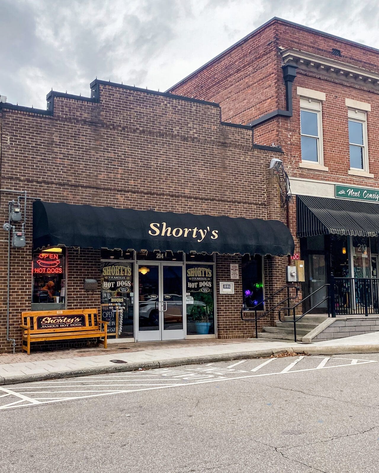 Our Guide to Wake Forest Restaurants (Where to eat!) - NC Eat & Play