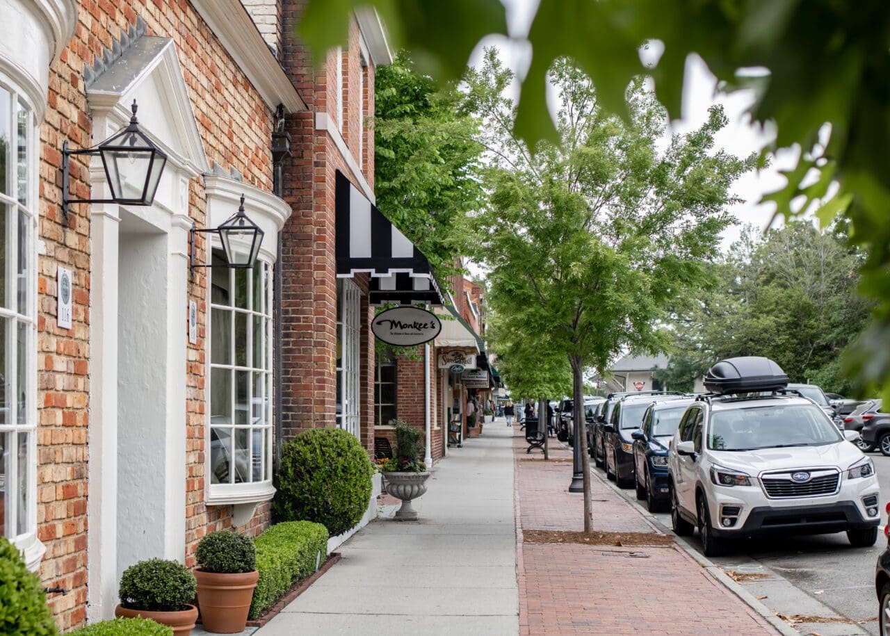 Where to Eat in Southern Pines and Pinehurst - NC Eat & Play