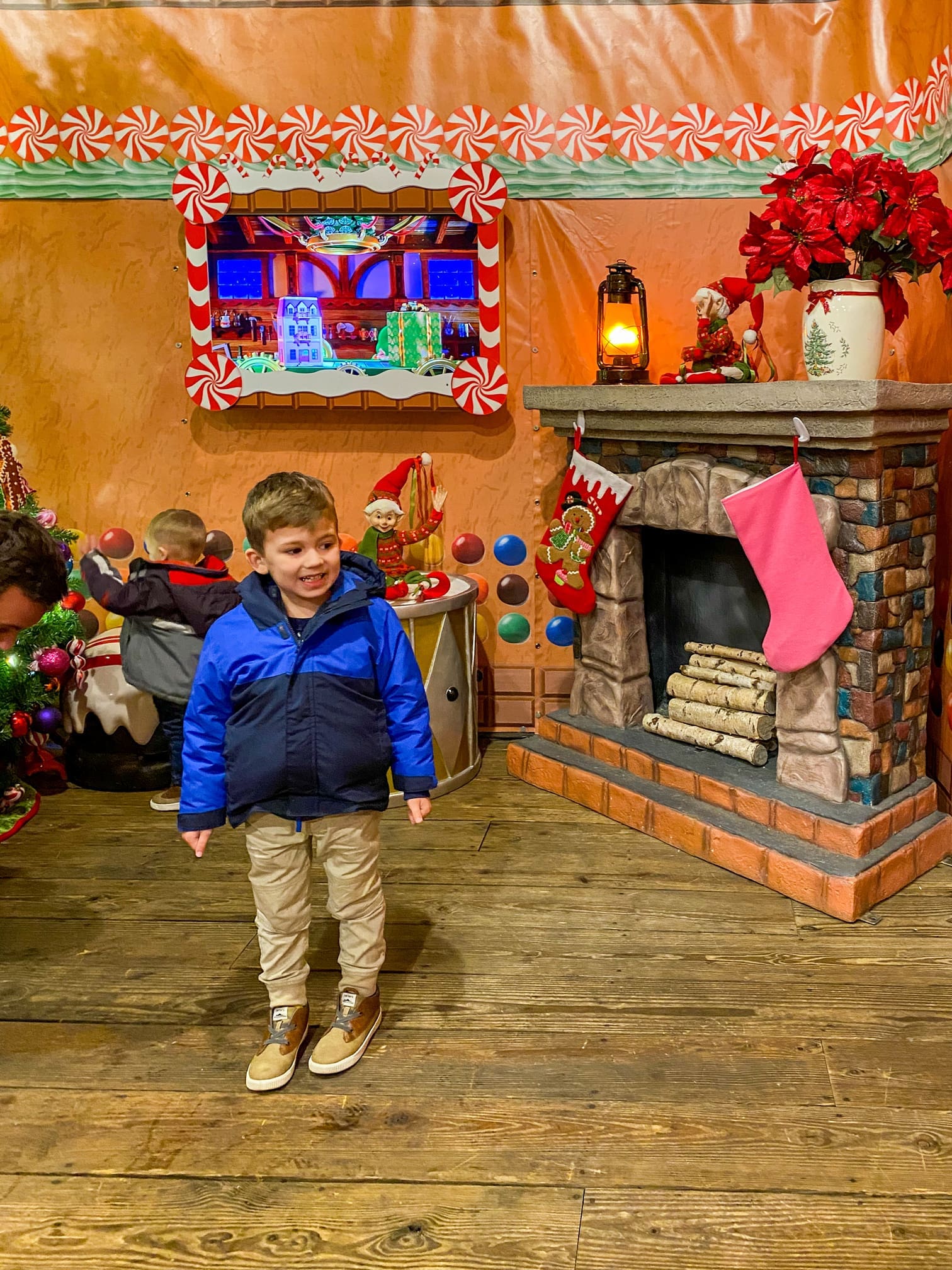 Tweetsie Christmas: A Wild West Holiday Adventure in North Carolina ...